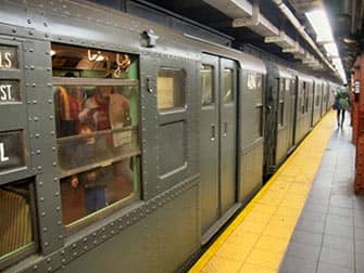 Vintage Trains in New York - NewYorkCity.ca
